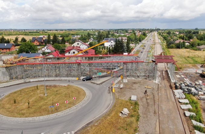 Mielec. Jeden wiadukt zamiast dwóch przejazdów - Rynek Infrastruktury