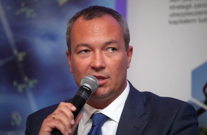 Celejewski: LOT nie rozwinie połączeń regionalnych - Rynek Infrastruktury